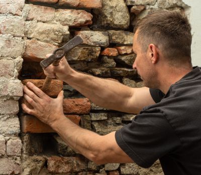 Expert Stone Wall Repair for Lasting Structural Beauty